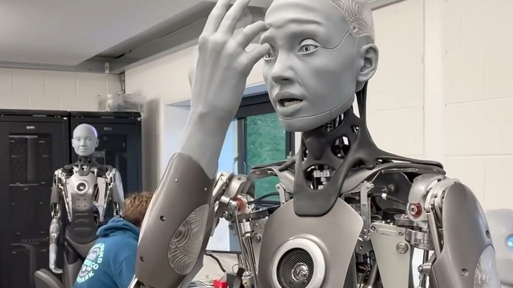 Bir Robot Kendi Benliğini Keşfetti | Donanim Arşivi